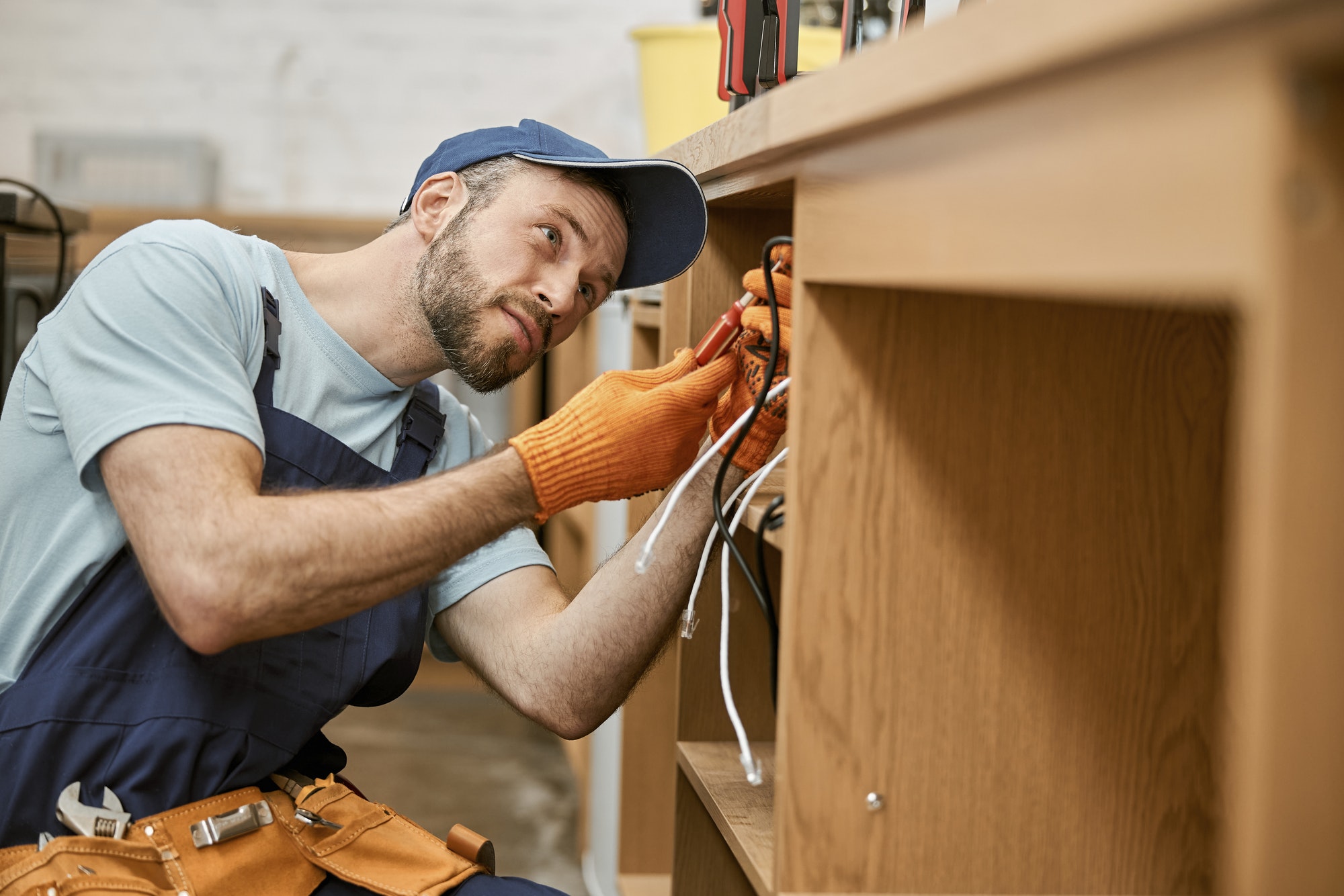 Navigating Home Electrical Repairs: A DIY Primer - The Online Home Store